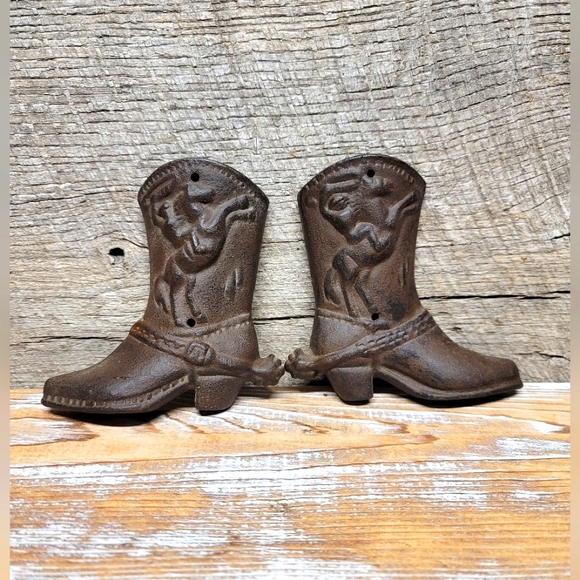Source Unknown | Accents | Cute Heavy Cast Iron Pair Of Cowboy Boots ...